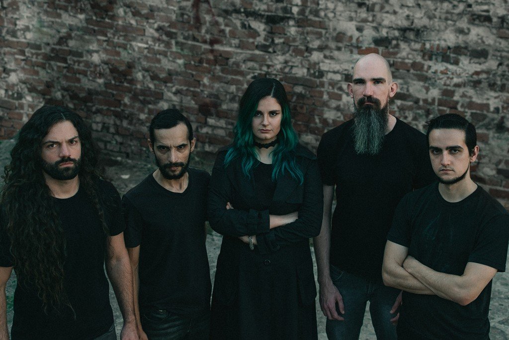 Finita lança vídeo clipe para a faixa "Lucifer's Empire" - Confere Rock