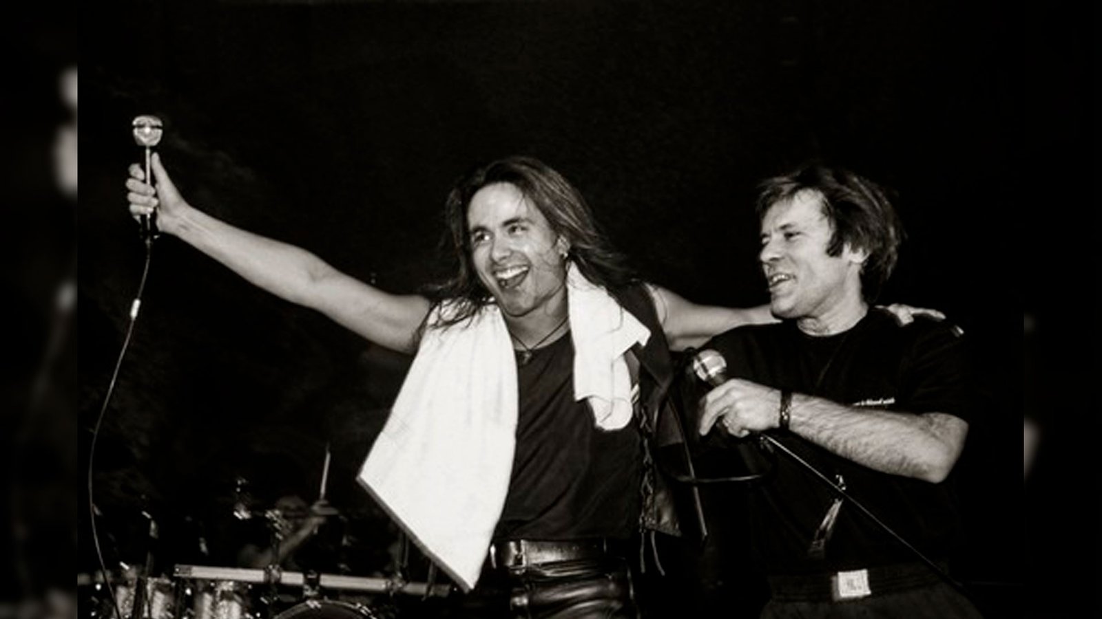 Bruce Dickinson exalta Andre Matos durante entrevista - Confere Rock